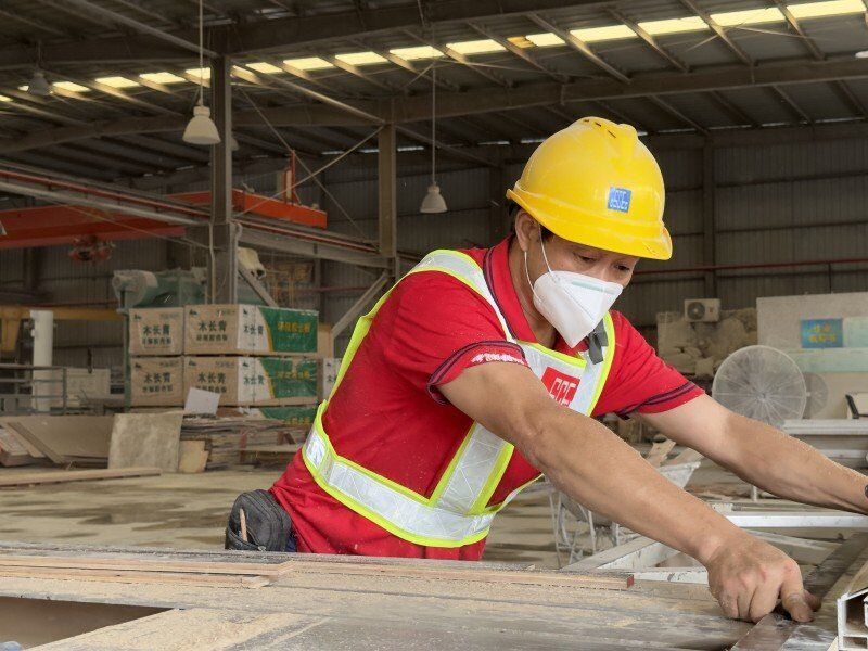 MANUFACTURE - constructgrc.com